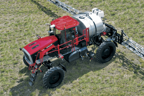AS1250|AS1250XP | Large Capacity Sprayer | 1200 gal | Apache Sprayers