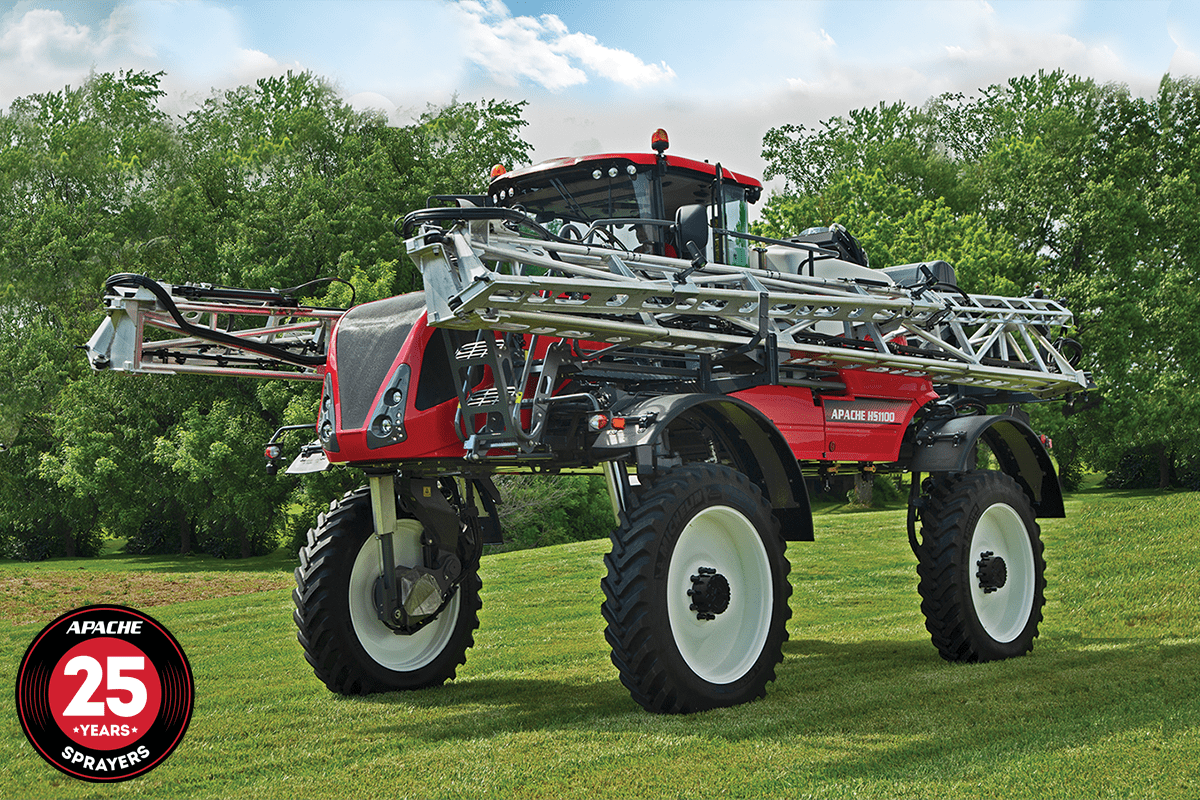 HS1100 Hydrostatic Farm Sprayer - Apache Sprayers - Self-Propelled Ag ...