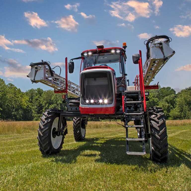 2023 APACHE SPRAYERS FEATURES NEW STEEL BOOM, CENTER RACK AND PRECISION ...