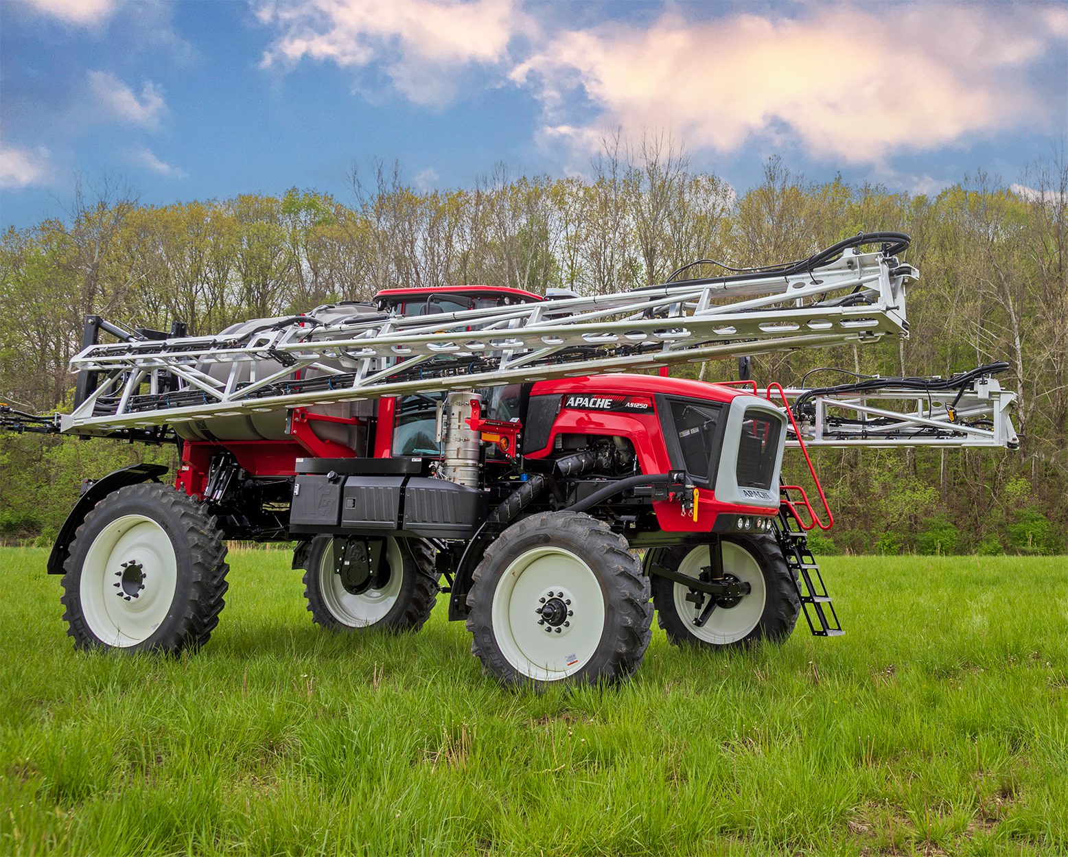 Apache Sprayers NEW 2024 Model Year - Apache Sprayers - Self-Propelled ...
