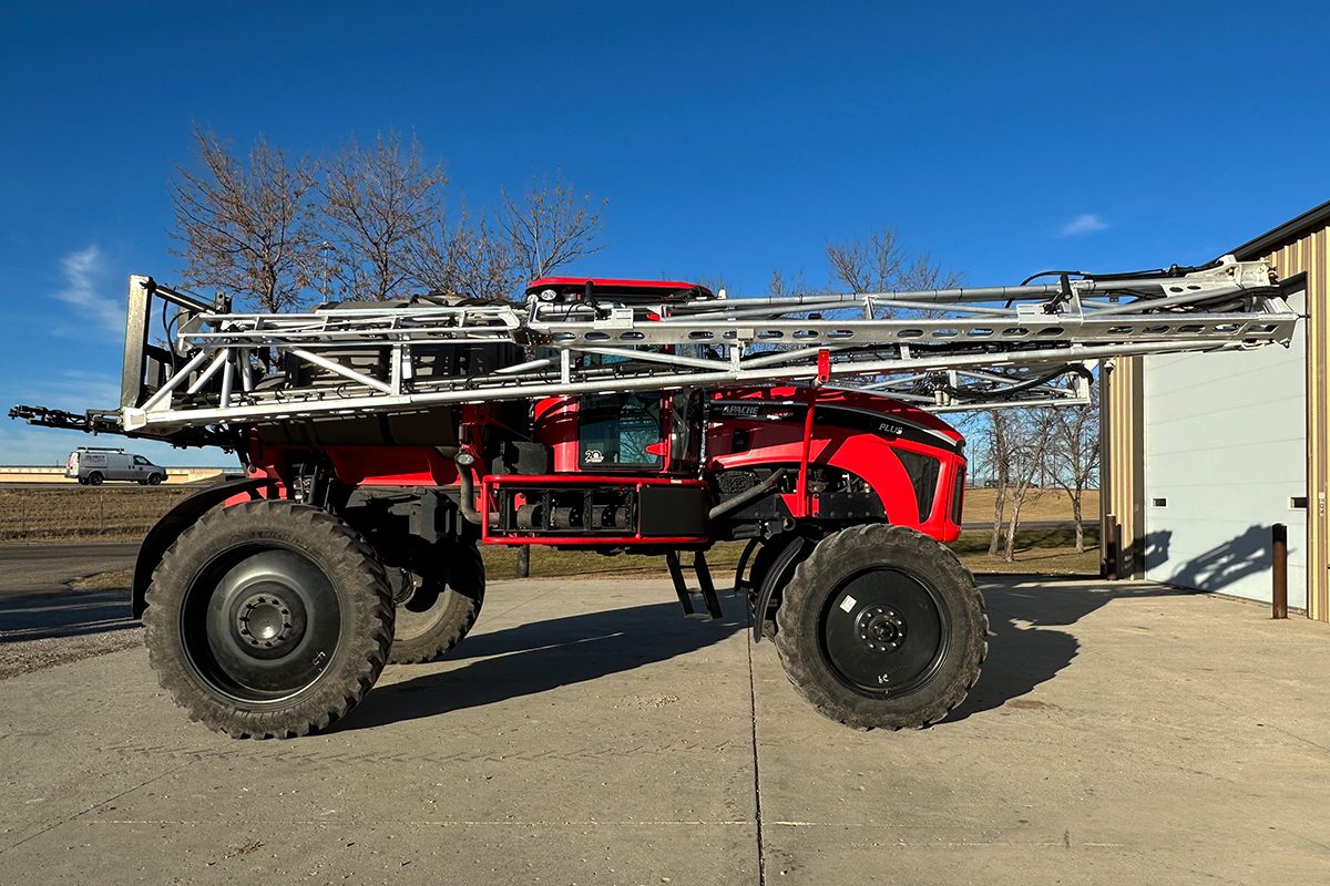 Used Self-Propelled Sprayers | Apache Sprayers