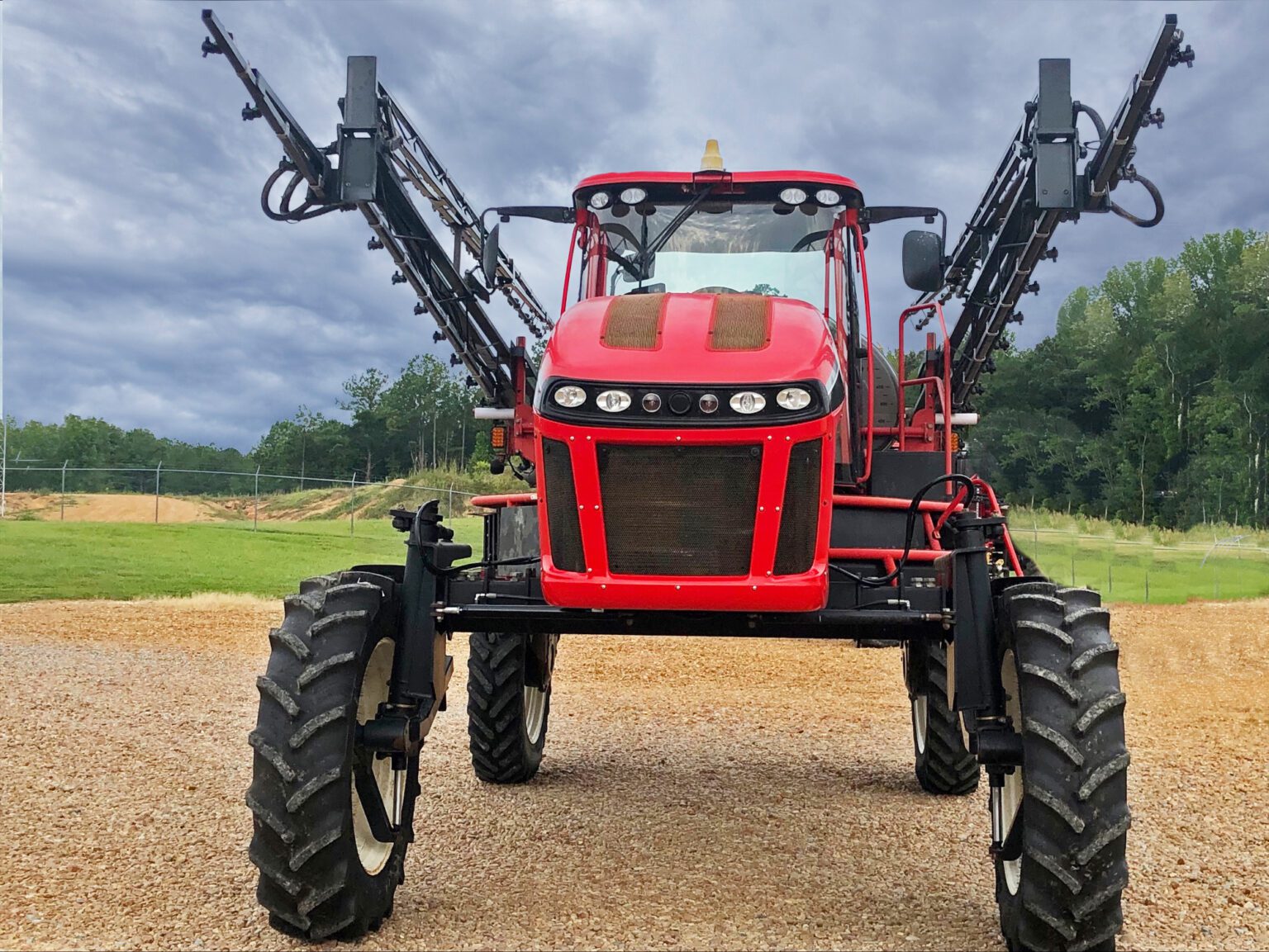 Southern Application Management Used Sprayers - Apache Sprayers - Self ...